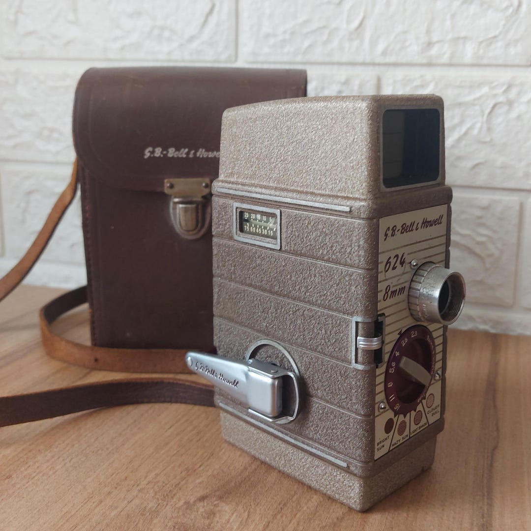 Vintage 1950s Bell & Howell 8mm Cine Camera With Leather Case - Etsy