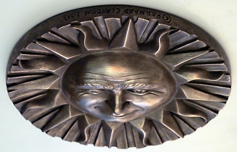 Small Winking Sun Face Wall Plaque in Bronze Resin - Etsy