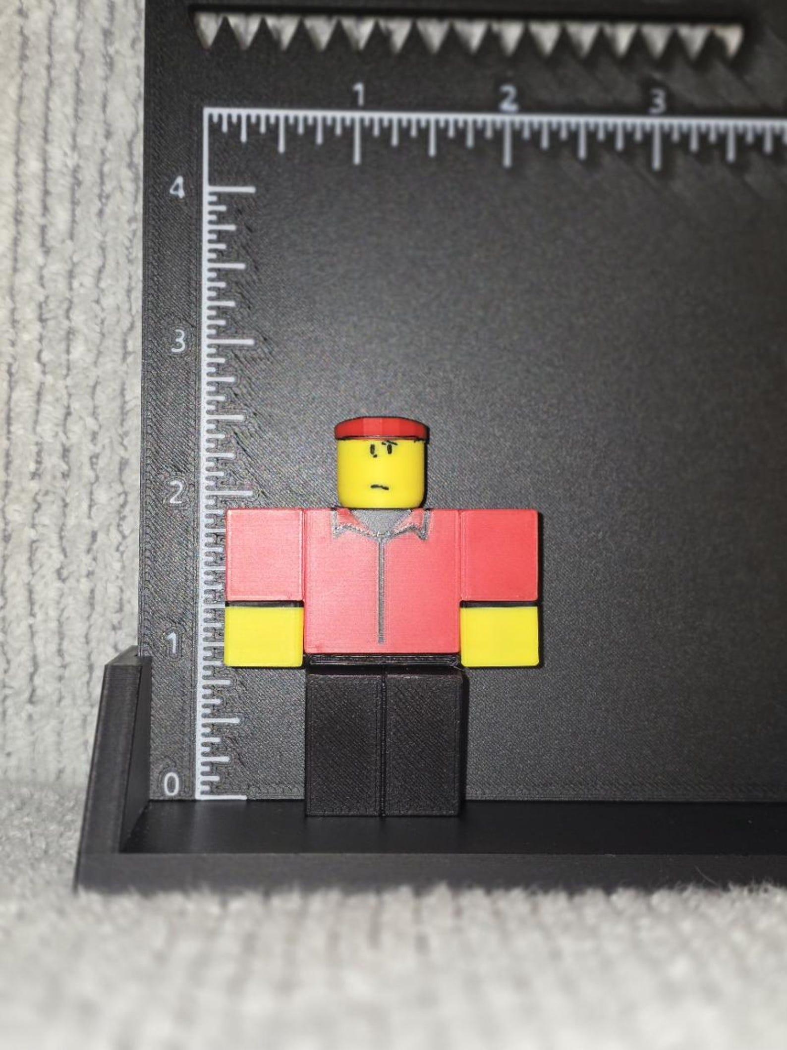 Elliot – 3D Printed Roblox Forsaken Display Figure | Roblox-inspired ...