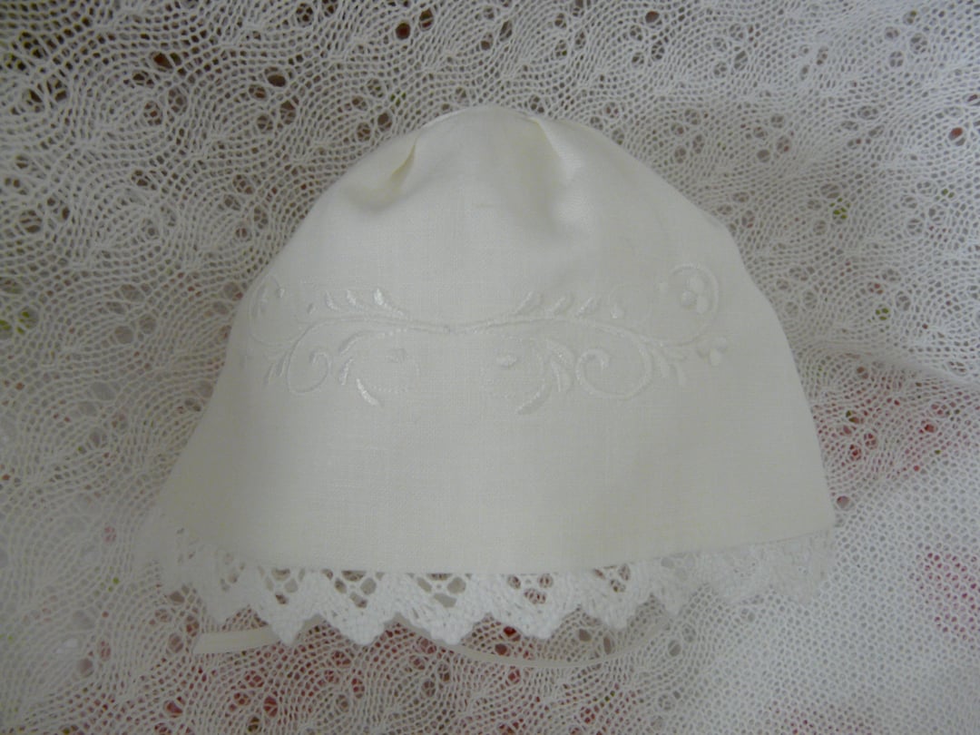 Christening Bonnet With Shamrocks in Irish Linen : the Galway - Etsy UK