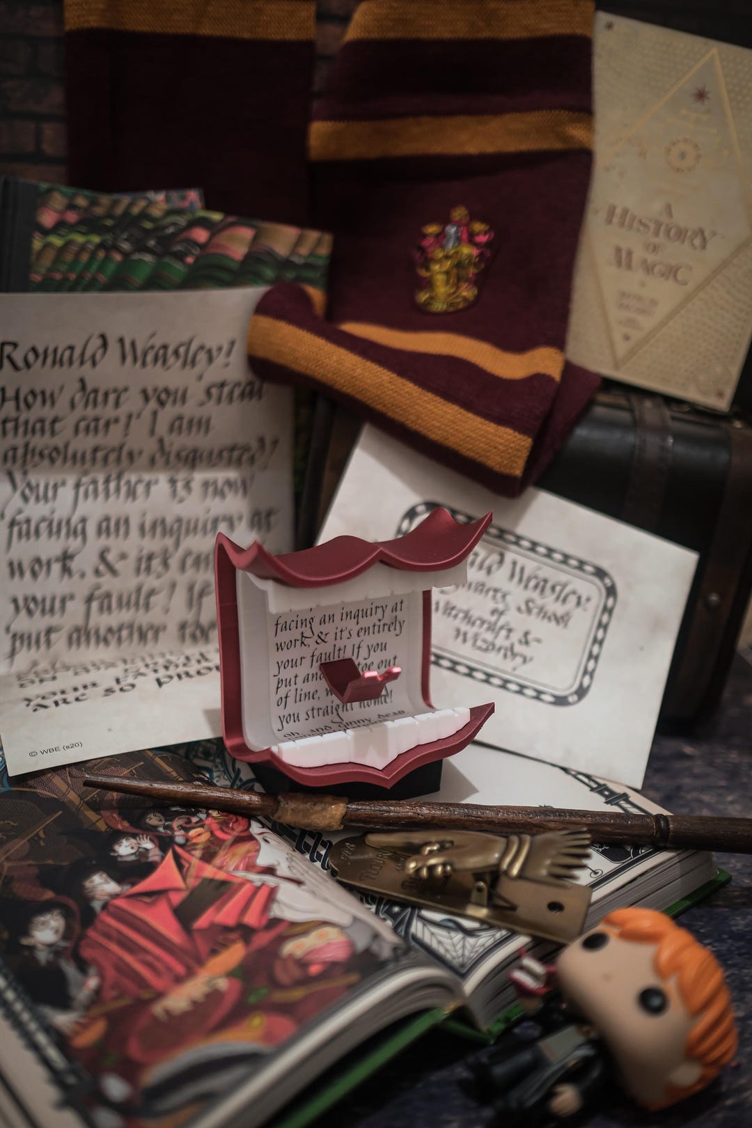 3D Printed Screeching Magical Red Letter With Stand - Etsy UK