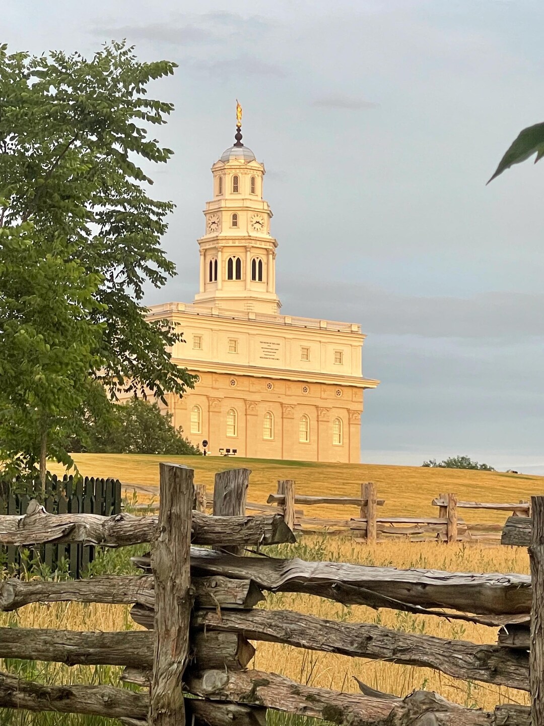 LDS Quilt Fabric Panel of the Nauvoo Temple Panel is 36”x 42” Ready to ...