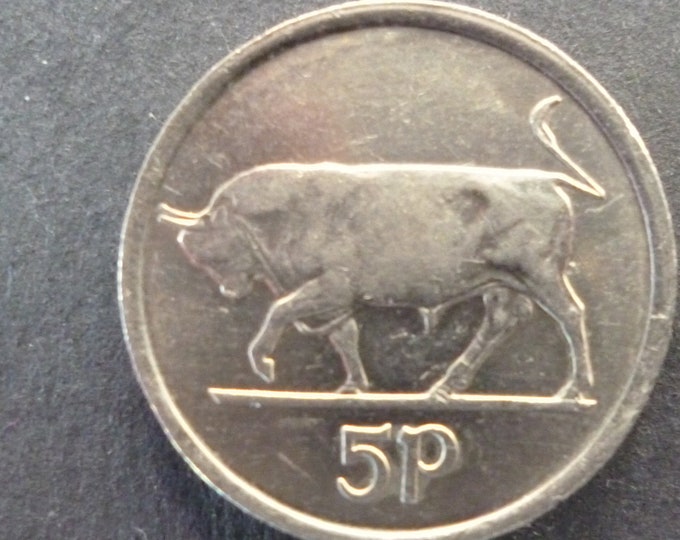 1998 Eire (ireland Republic) 5p Coin Featuring a Bull and a Harp, This ...