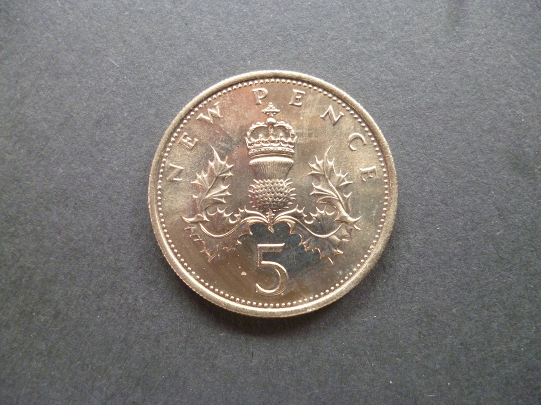 United Kingdom 1975 Five Pence Coin (5p) in Circulated (used) Condition ...