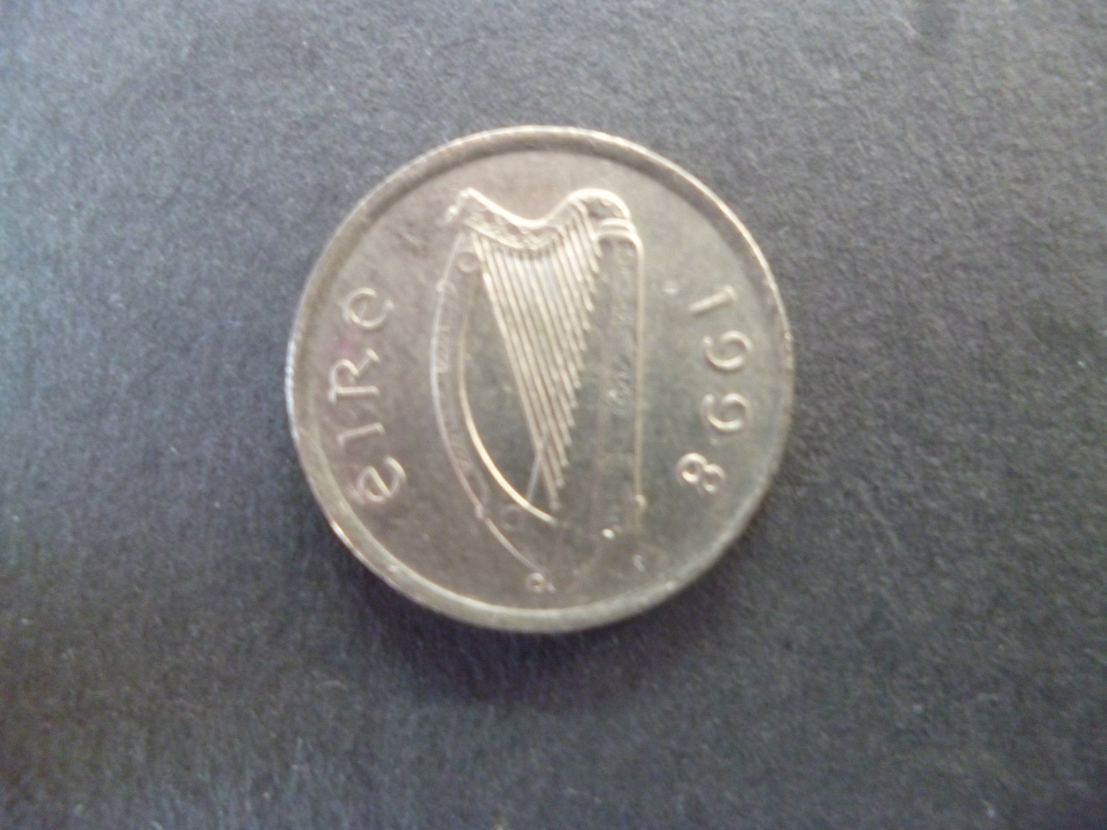 1998 Eire Ireland Republic 5p coin featuring a Bull and a | Etsy