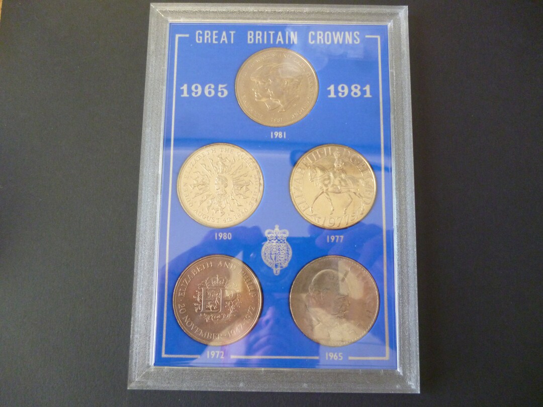 Crowns of Great Britain, a Cased Set of Five Crown Coins in Very Good ...