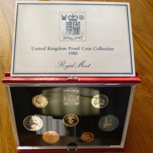 United Kingdom Royal Mint 1985 Proof 7 Coin Year Set Housed in Royal ...