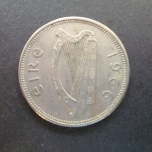 1966 Eire (ireland Republic) Shilling Coin Featuring a Bull and a Harp ...