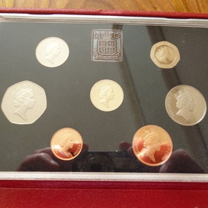 United Kingdom Royal Mint 1985 Proof 7 Coin Year Set Housed in Royal ...