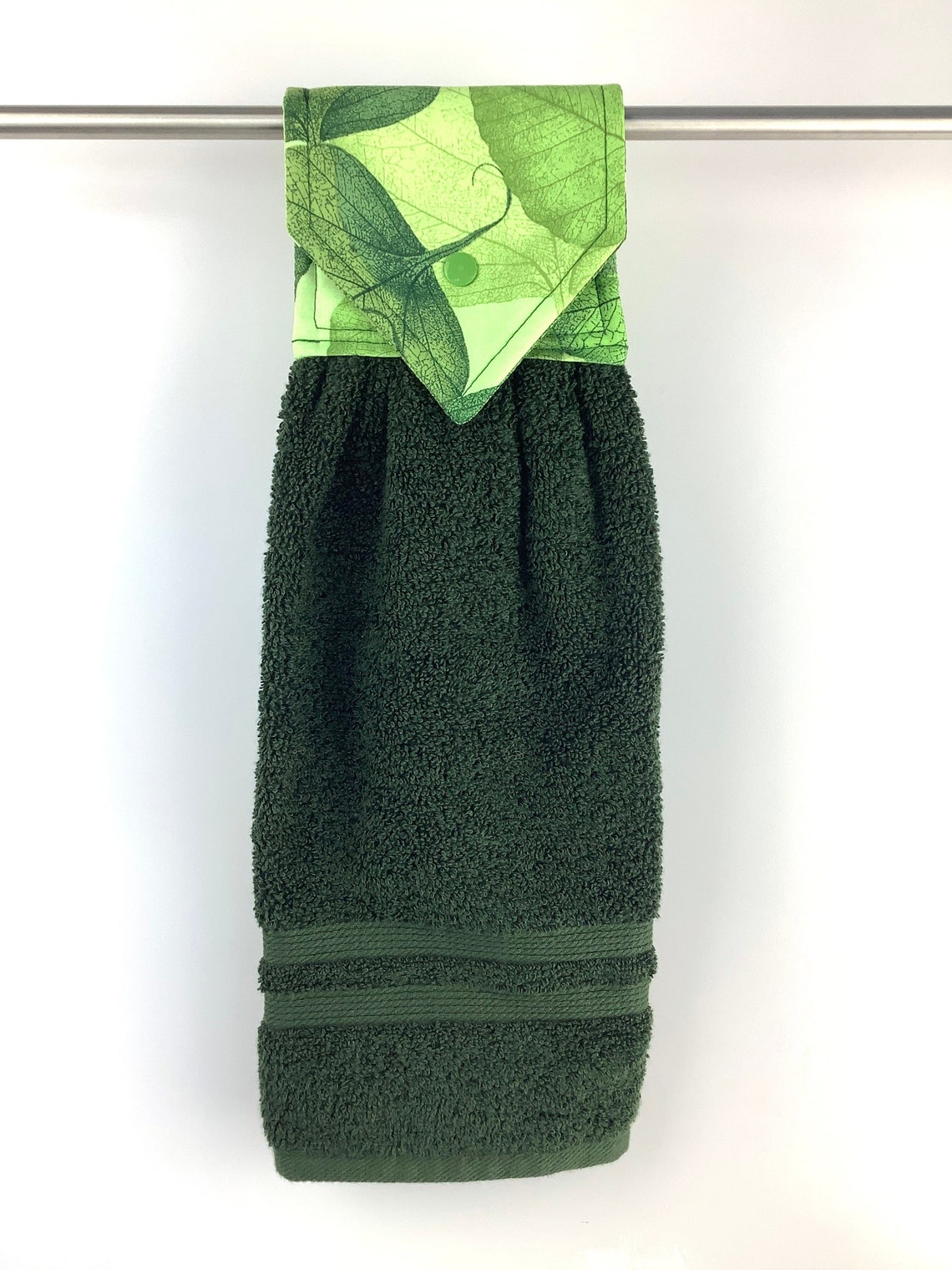 Green Hanging Hand Towel Stay Put Bathroom Hand Towel Leaves - Etsy