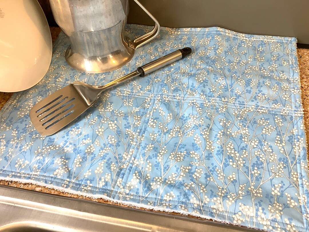 Blue Dish Drying Mat, Frosty Berries Handmade Holiday Drying Mat ...