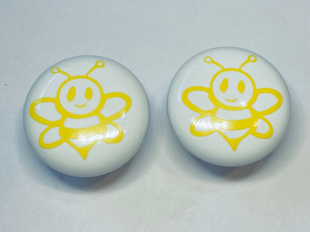 Bumble Bee Ceramic Drawer Pulls – Set of 2 White 1.5” Knobs | Wasp ...