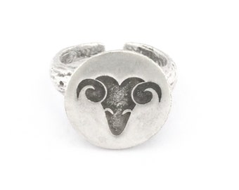 Antique Aries Ring - Etsy