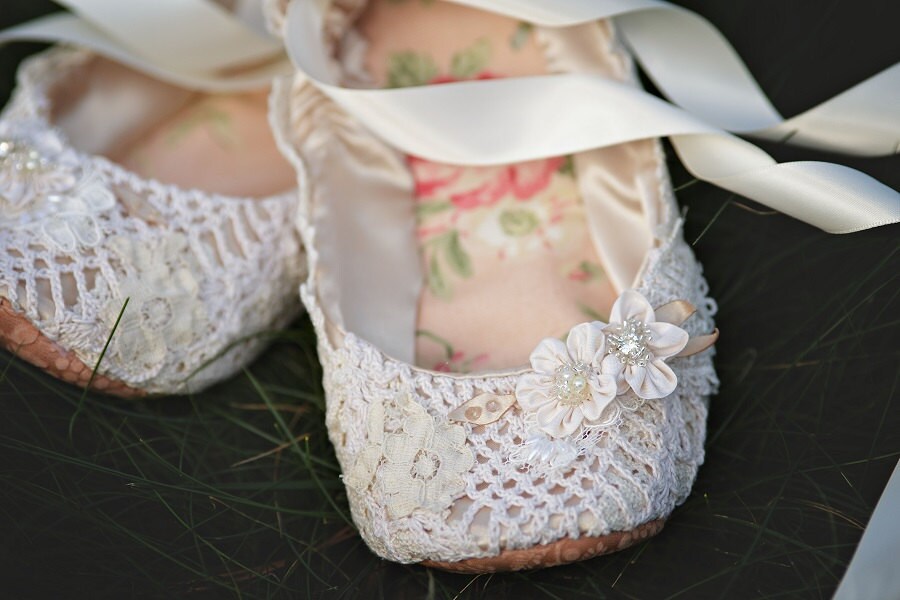 Vintage Lace Ballerina Slipper~ Ivory Lace Bridal Ballet Flat~bespoke ...