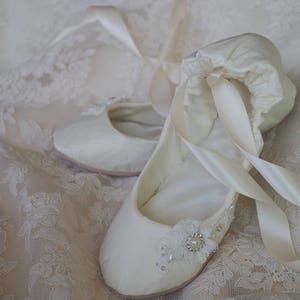Ivory Satin Bridal Ballet Shoe~lace Ballerina Slipper~ Wedding Ballet ...