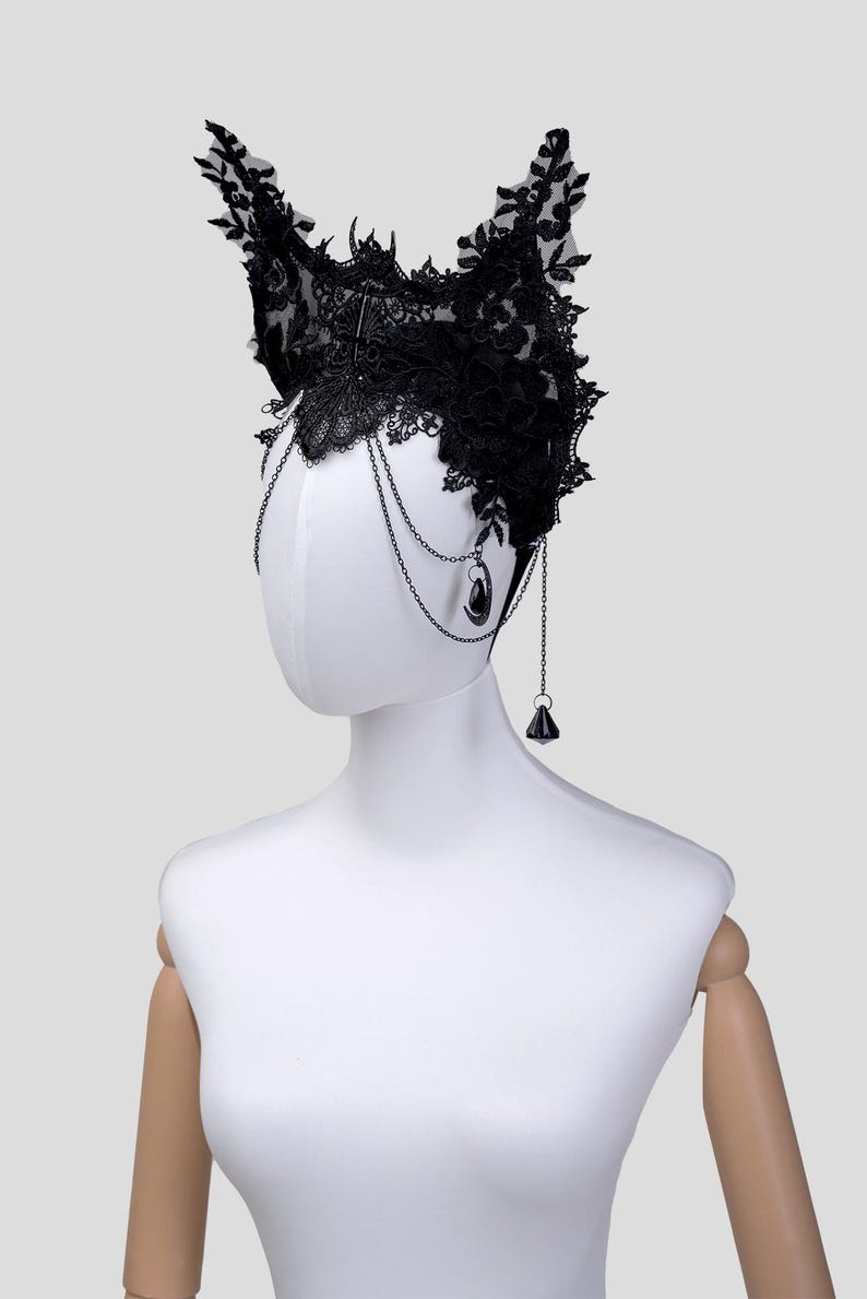 Black Lace Gothic Crown: Evil Queen Vampire Headpiece, Halloween ...