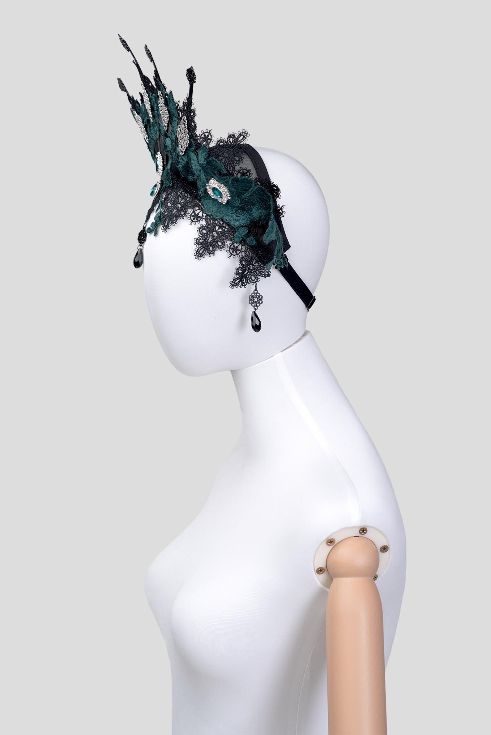 Gothic Black Lace Crown, Evil Queen Headpiece, Cosplay Tiara, Halloween ...