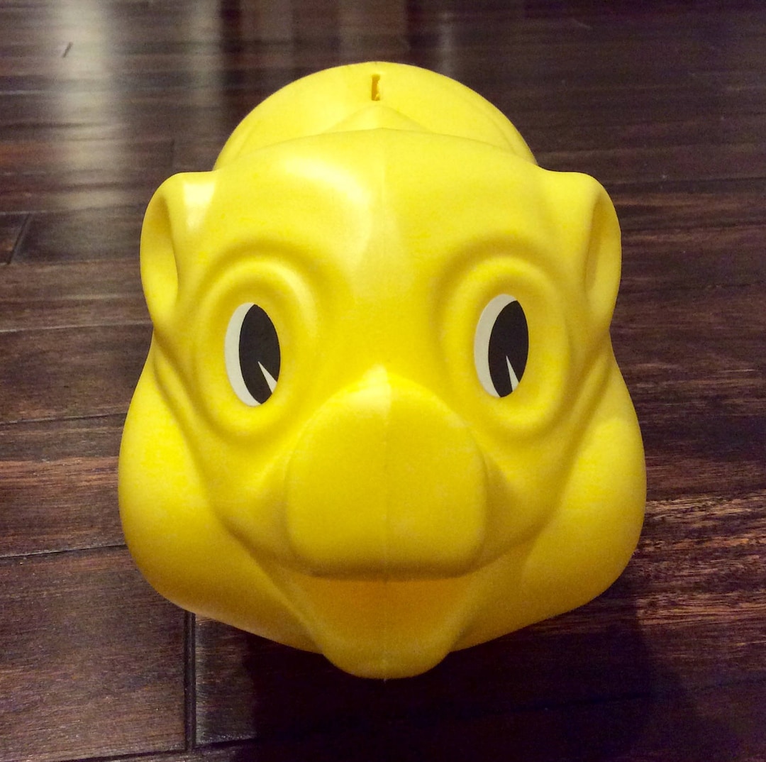 Vintage Blow Mold Yellow Piggy Bank, Yellow Piggy Banks, Blow Mold Coin ...