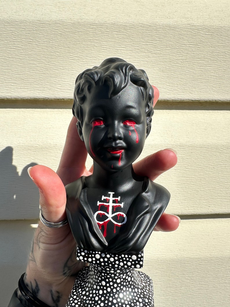 Crying Satanic Trippy Bust Figurine. - Etsy