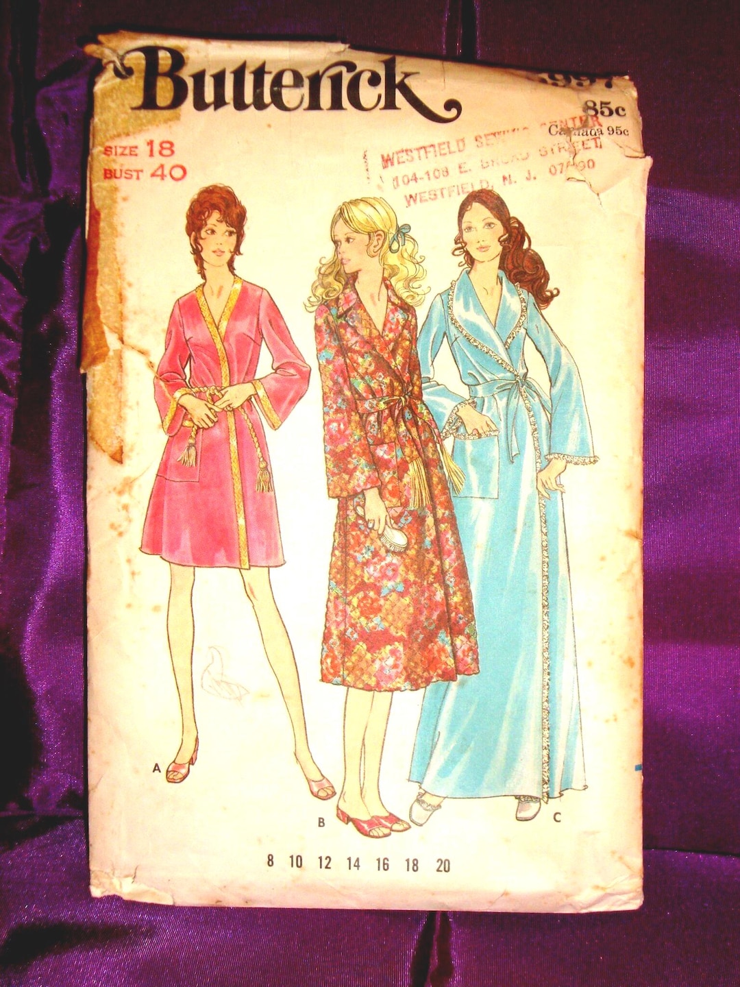 70s Bust 40 Front Wrap Robe Abv N Below Knee Floor Lgth Collarless ...
