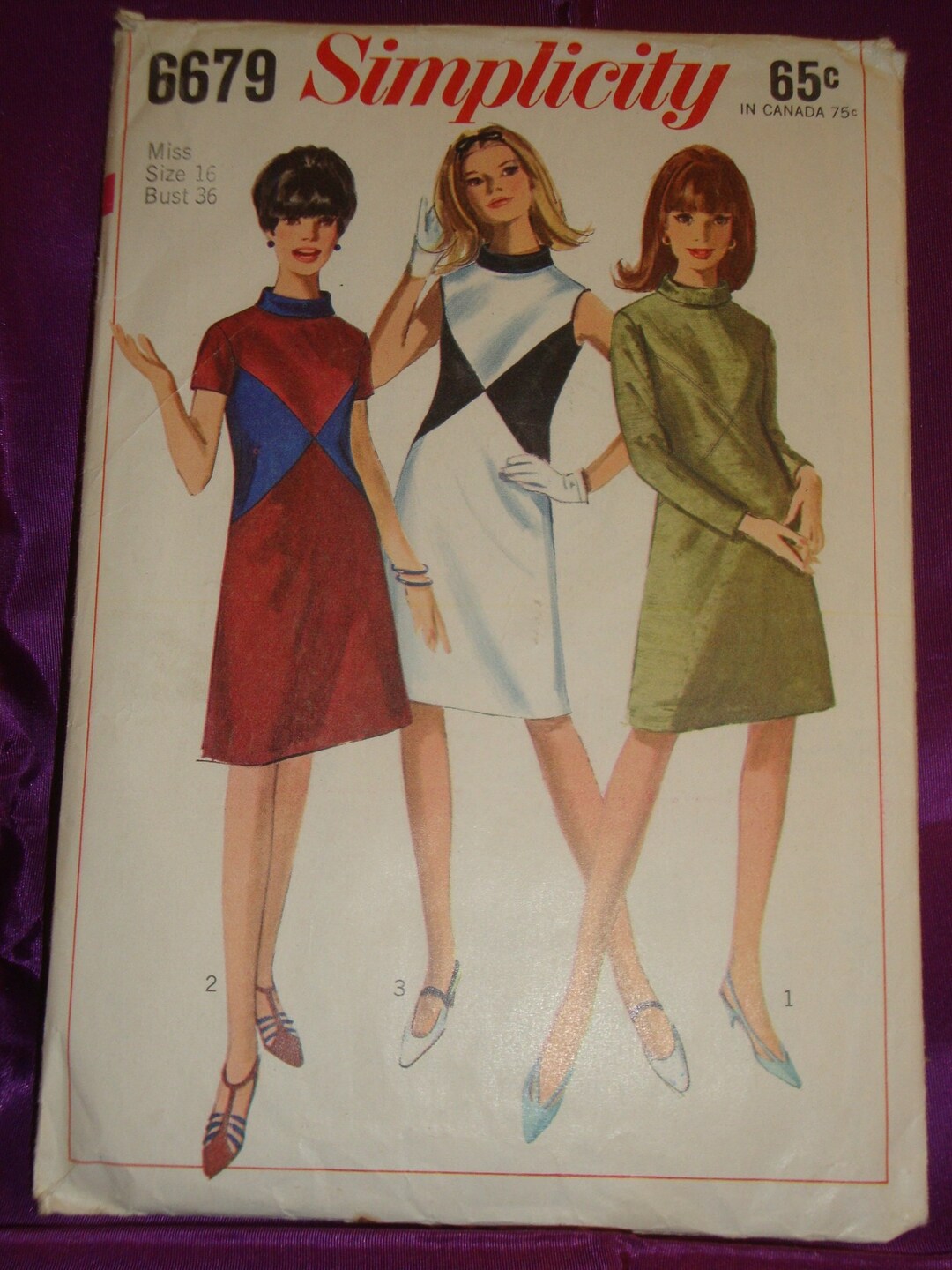 60s Mod A Line Dress Triangular Shaped Front N Back Insets Round Neck ...