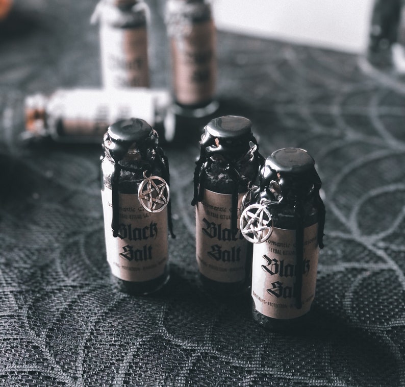 Black Salt / Witches Salt / Witchcraft / Protection - Etsy