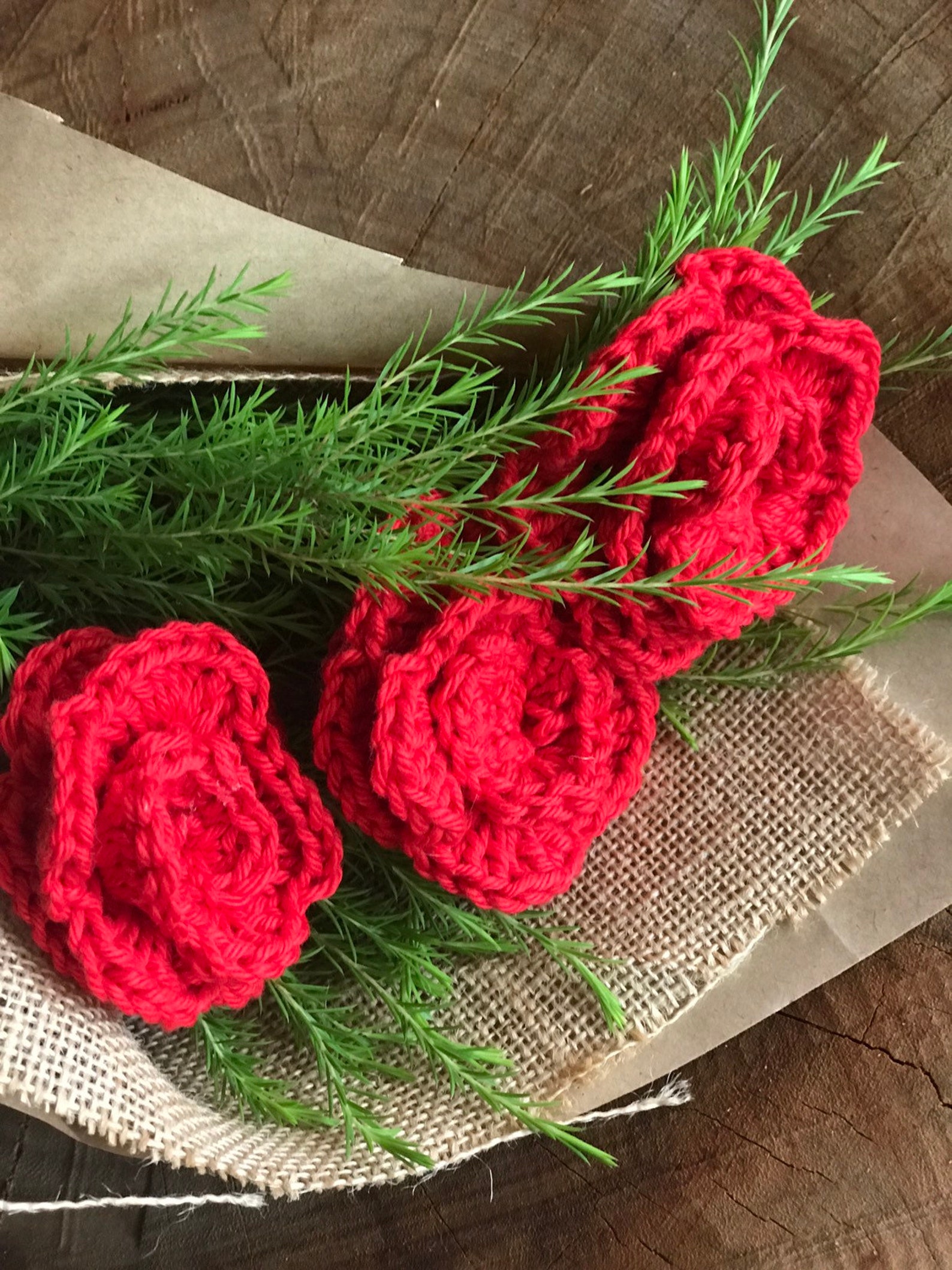 3 Red Rose Bouquet - Etsy