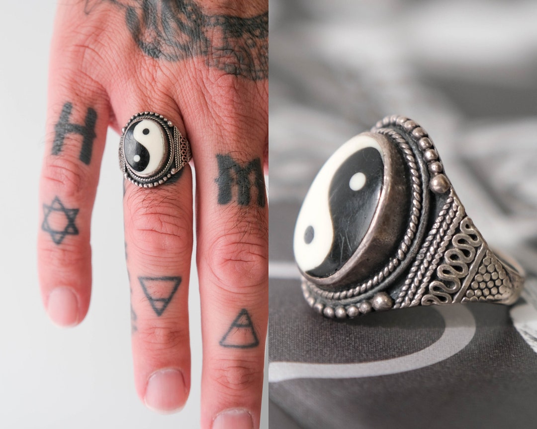 Vintage Sterling Silver Yin Yang Signet Ring W/ Resin Inlay Sterling ...