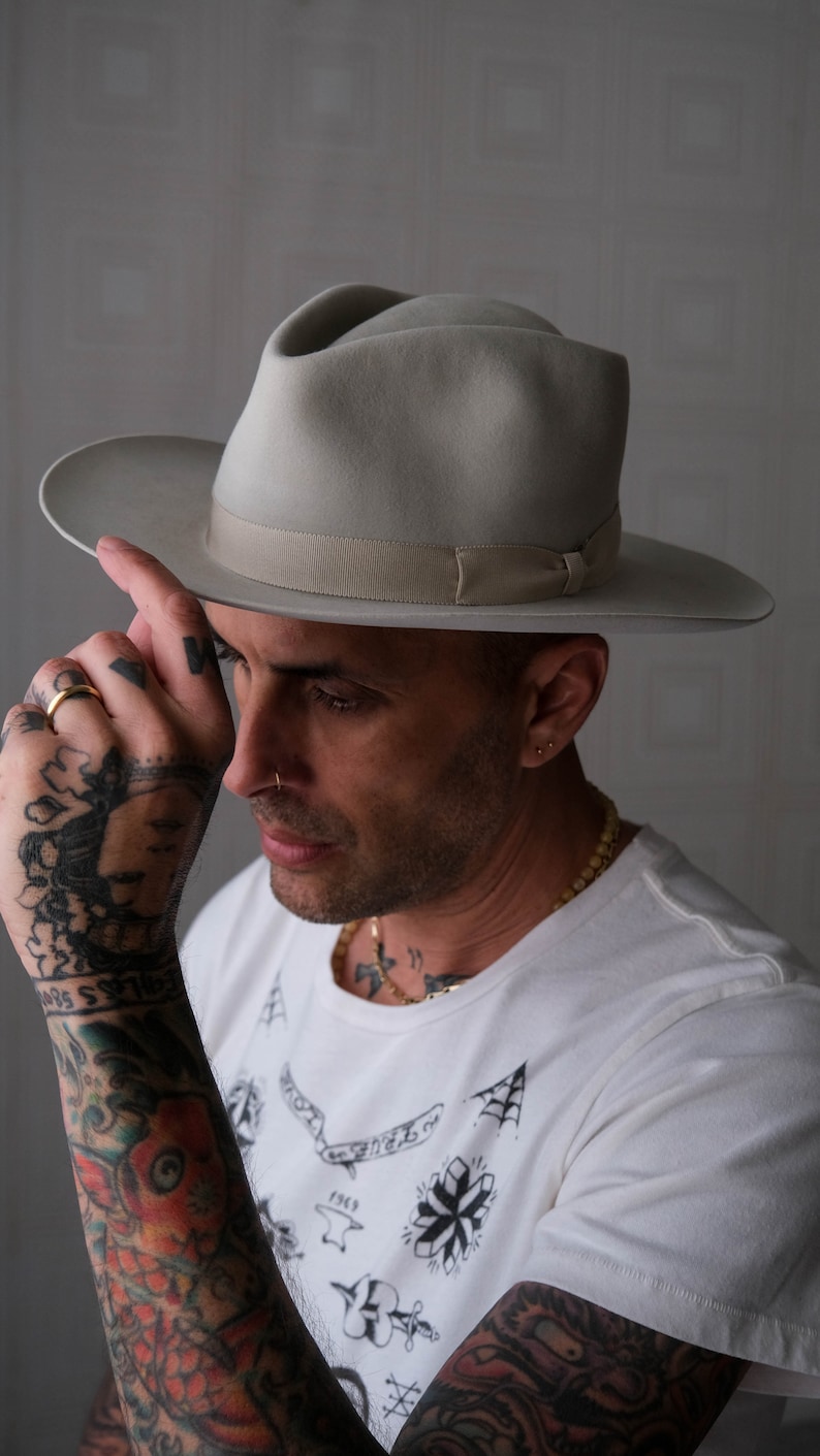 Duke of Soho by Home 1969 Silverbelly Beaver Fur & Silk Wide Brim ...