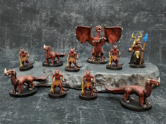 Resin Printed Hand Painted Kobold Drake and Wyrmling | Etsy