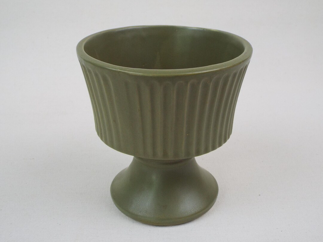 Vintage Mccoy Floraline Pottery Planter Ribbed Pedestal Matte Green ...