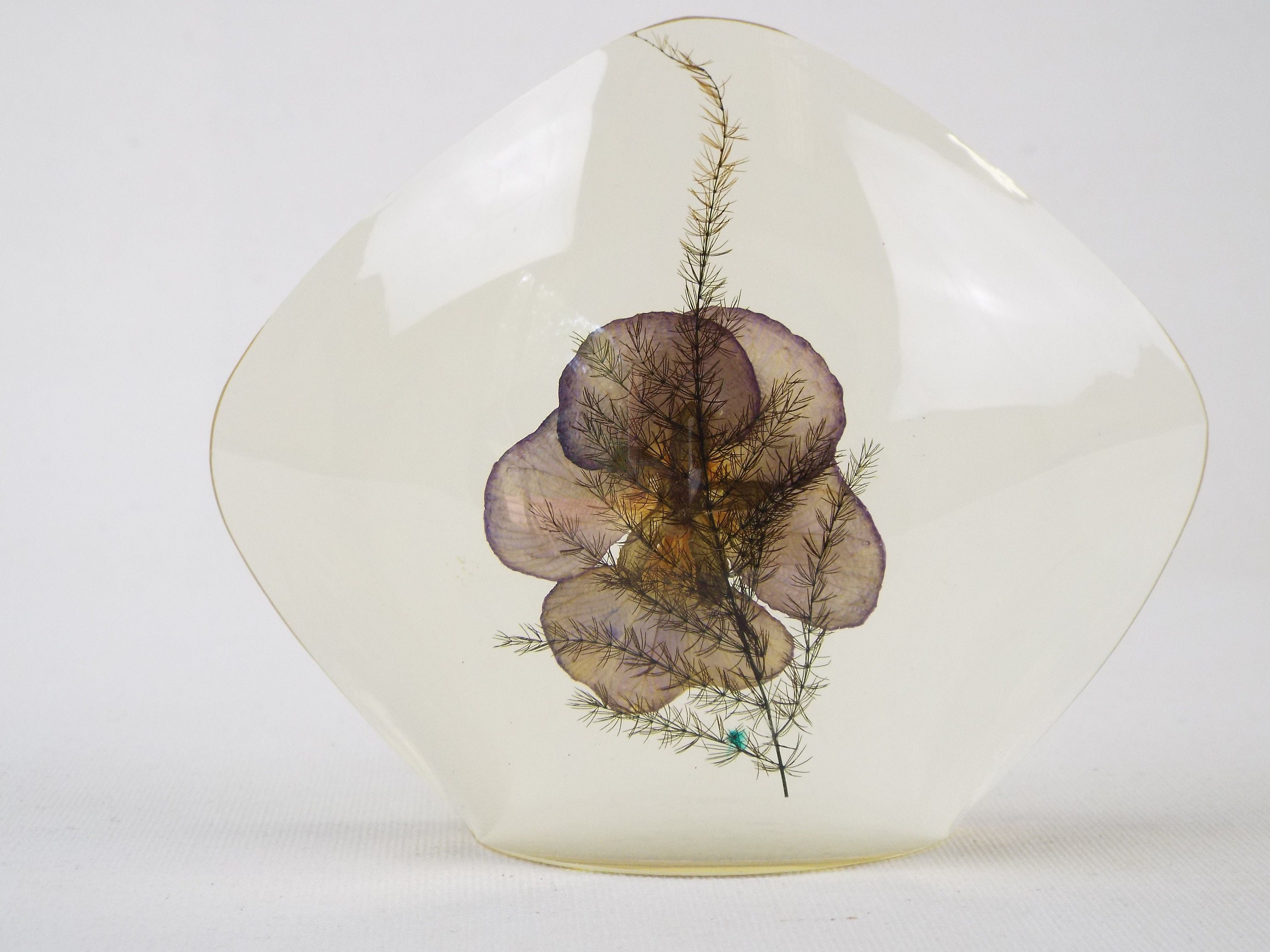 Vintage Lucite Paperweight Pansy Flowers Tarax Infinity Products 4 Tall ...