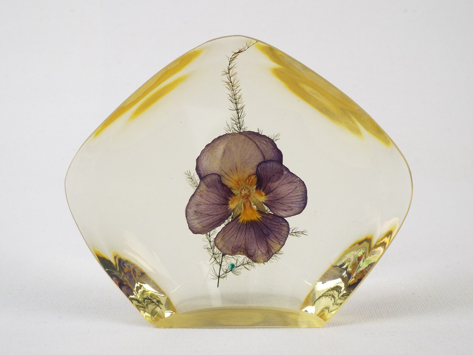 Vintage Lucite Paperweight Pansy Flowers Tarax Infinity Products 4 Tall ...