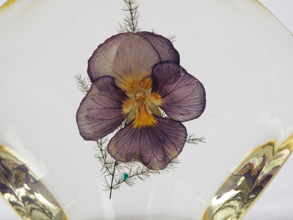 Vintage Lucite Paperweight Pansy Flowers Tarax Infinity Products 4 Tall ...