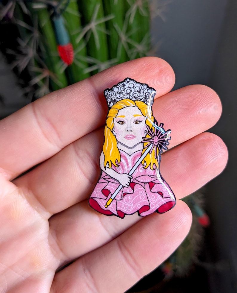 Glinda - Ariana Grande - Wicked Doll - Handmade Pin Badge / Fridge ...