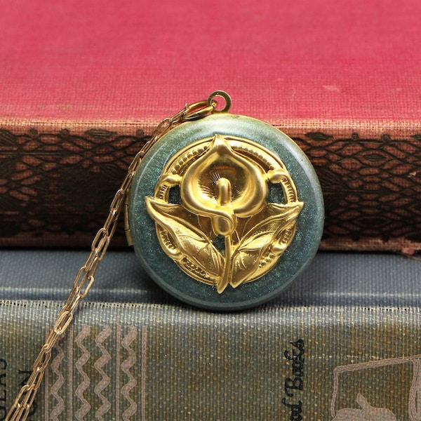 Lily Locket - Etsy