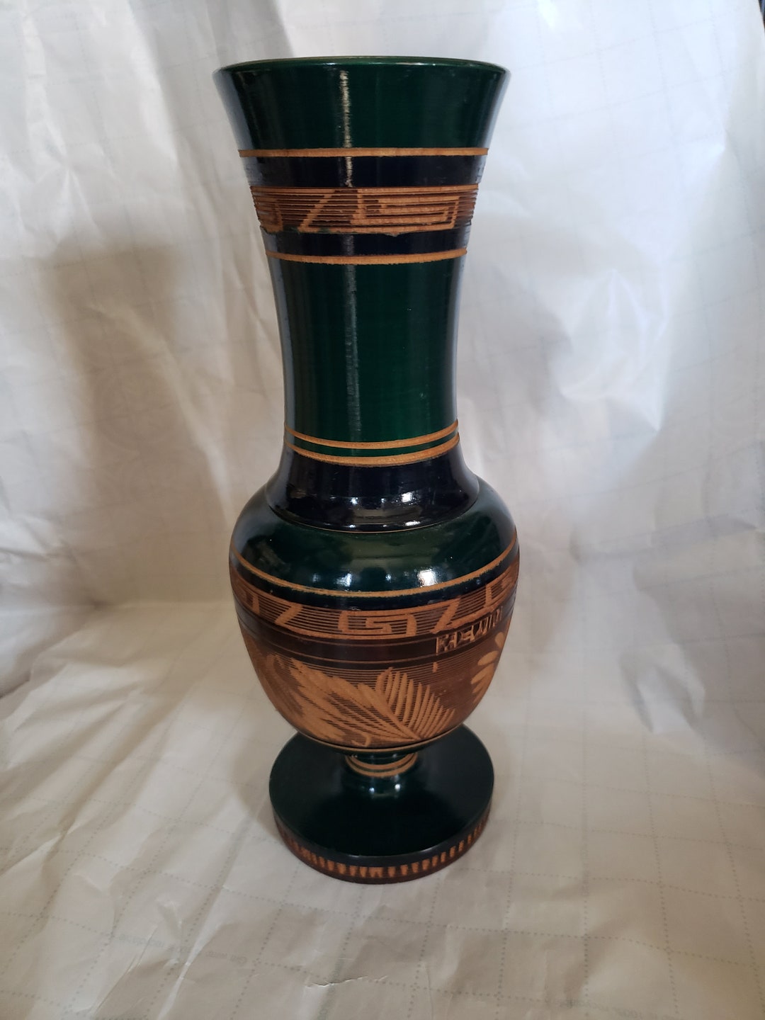 Carved Wooden Vase Painted Hunter Green Signed by the Srtist. - Etsy