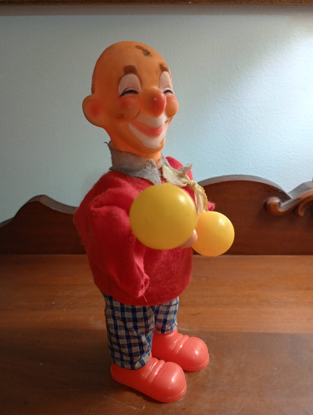 Celluloid Plastic Clown Wind up Rustic Toy Holding Yellow Maracas, or ...