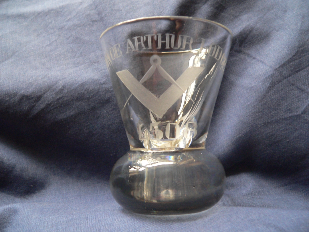 A Traditional MASONIC Firing Glass Engraved Prince Arthur Lodge No ...