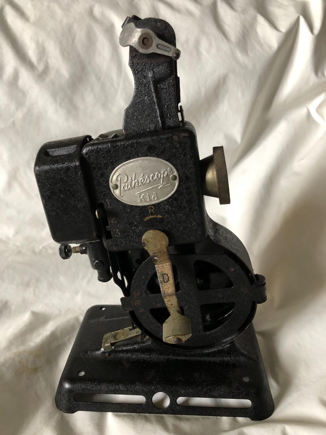 Vintage Pathé-kid 1st Model Without Resistance 9.5mm Film Projector ...