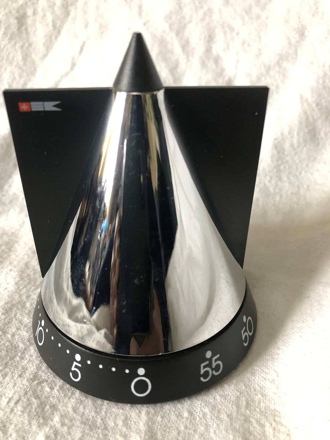 Bengt EK. Pyramid Design Mechanical Swiss Made Kitchen Egg Timer Design ...