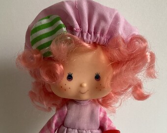 Raspberry Tart With Rhubarb Pet Strawberry Shortcake Friend - Etsy