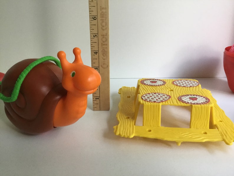 Vintage Strawberry Shortcake SNAIL CART Playset complete - Etsy