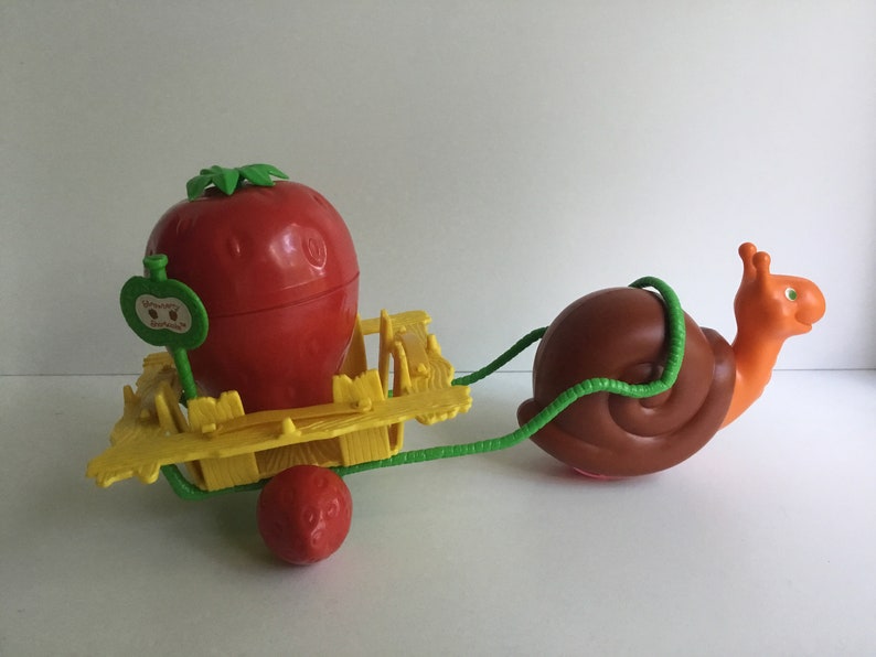 Vintage Strawberry Shortcake SNAIL CART Playset complete - Etsy