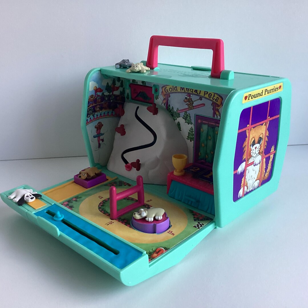 1995 Galoob POUND PUPPIES Pet Paws Stadium Playset (polly Pocket Style ...