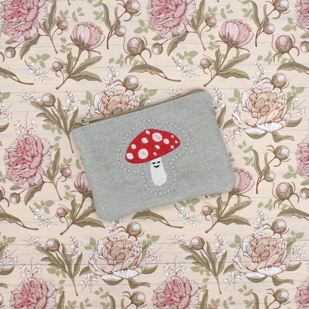 MUSHROOM COIN PURSE Embroidered and Handmade - Etsy
