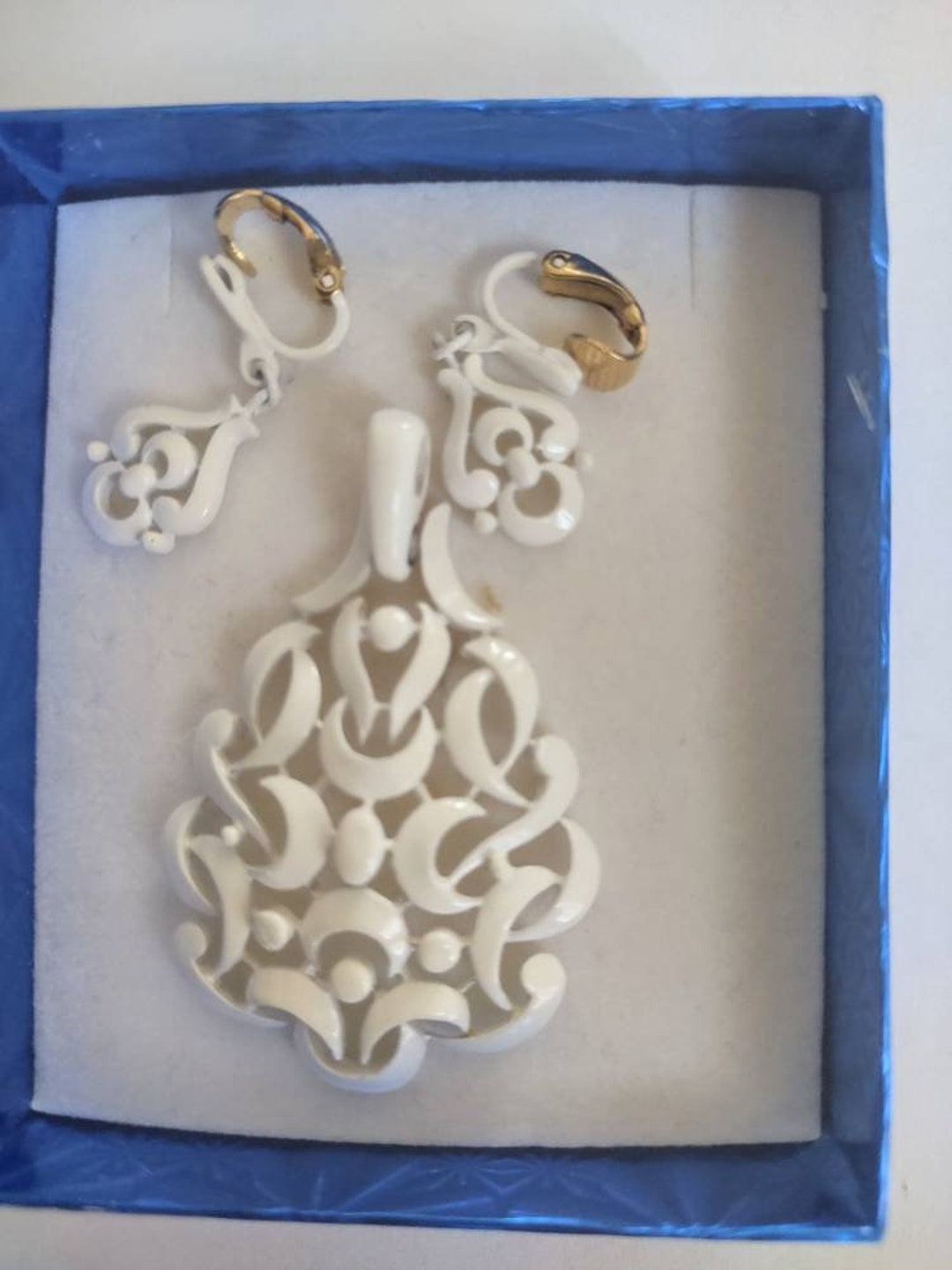 Trifari Set / Trifari Pendant / Trifari Clip Earrings / Trifari ...
