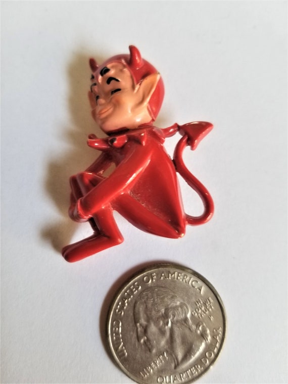 Vintage brooch pin devil - Gem