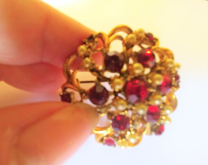Vintage Czech Brooch / Pin Ruby Brooch / Pin / Pearl Brooch / - Etsy