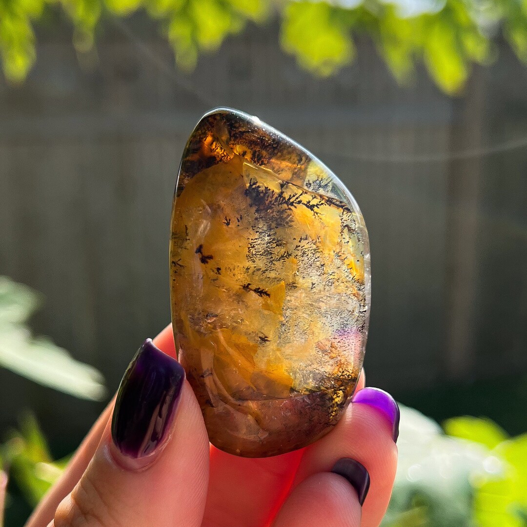 Dendrites in Golden Healer Quartz, Pocket Stone, Crystal for Pendant ...